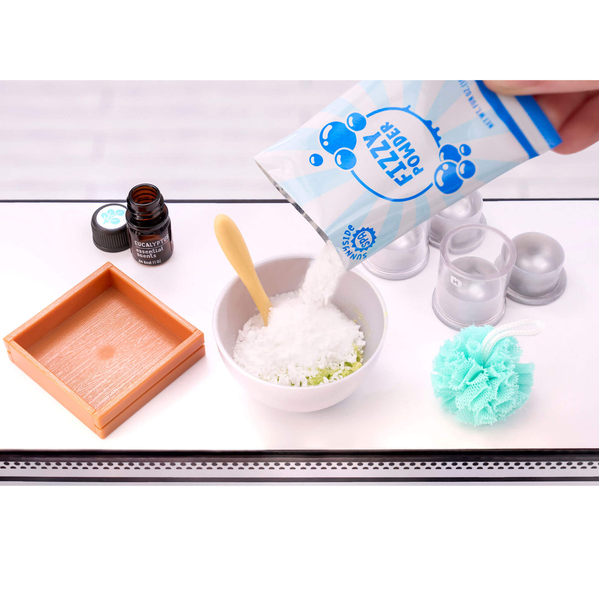MGA's Miniverse Make It Mini Spa - Collectible Mini Craft Kit – The MGA ...